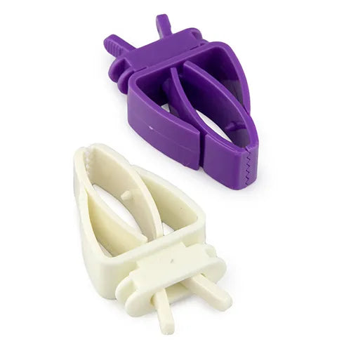 Buy Bainbridge Bird Treat Clips (2 Pack) Online | Get Flocked